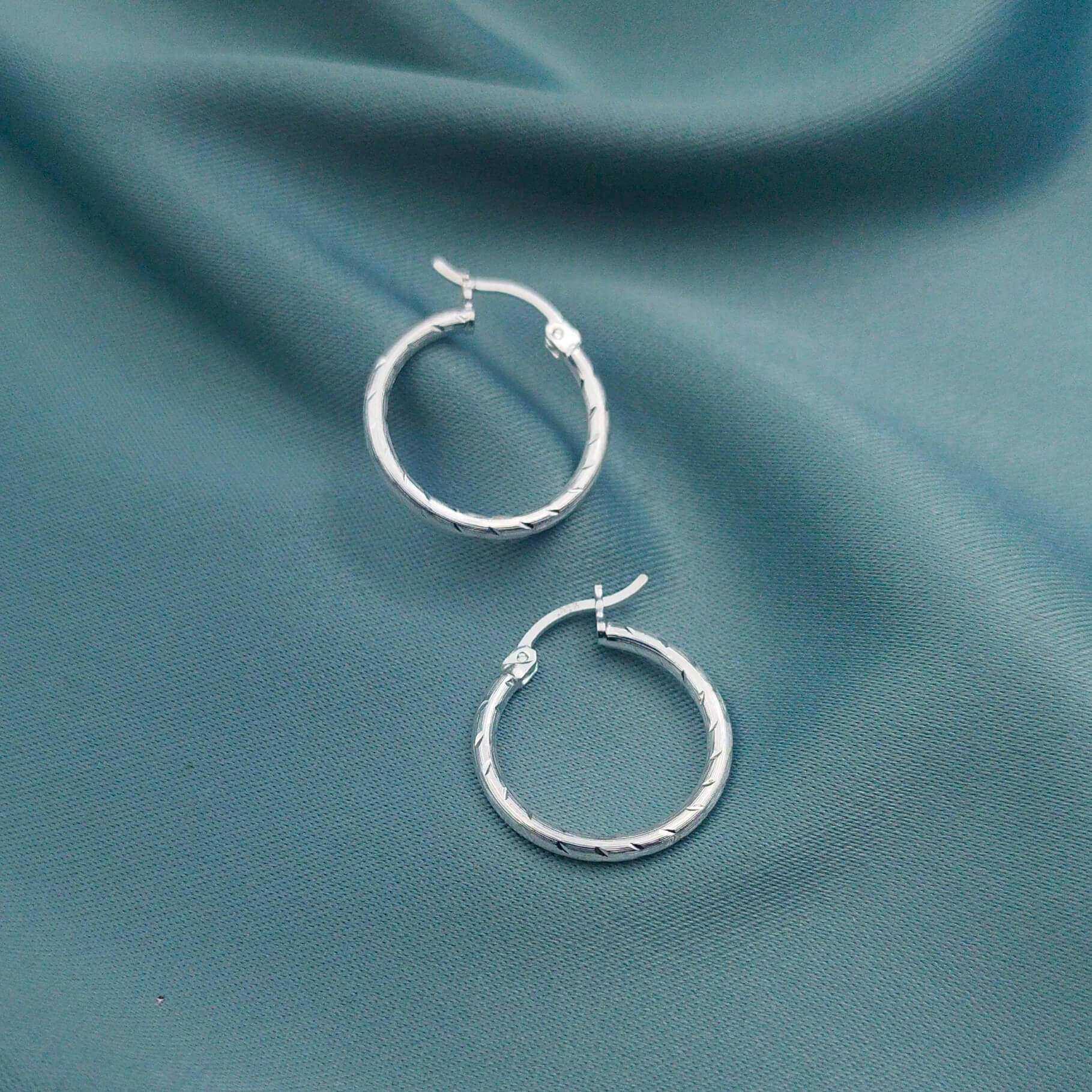 Argollas Diamantadas criolla – Pedra Joyas